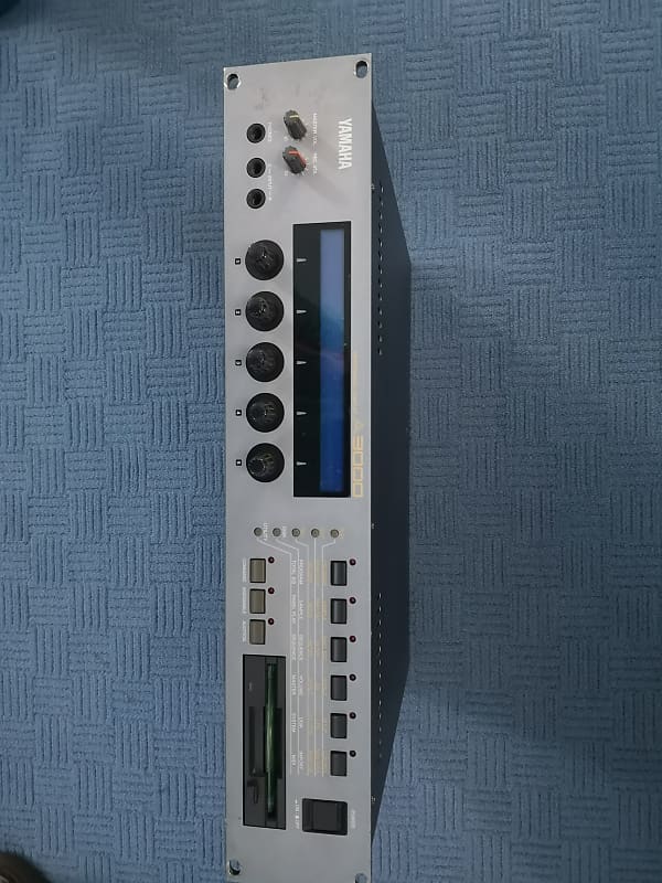 Yamaha A3000 V2 Sampler with HDD | Reverb