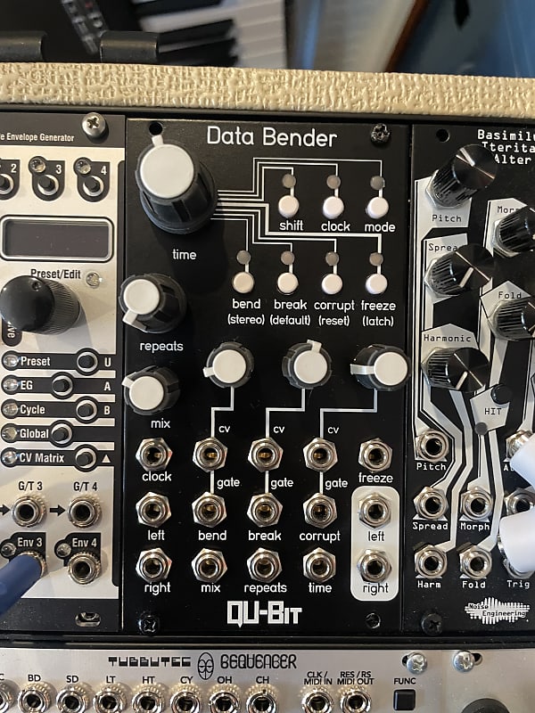 Qu-Bit Electronix Data Bender Black | Reverb UK