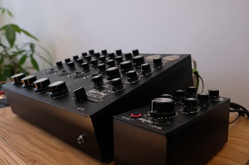 MasterSounds Radius 4V 2022 - With FX Unit and Pelican Case | Reverb