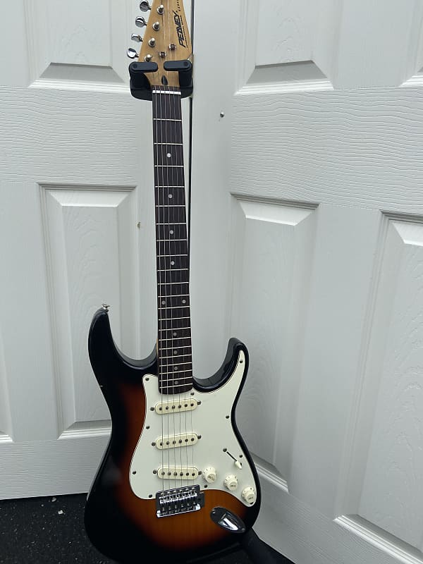 Peavey international series Raptor - Sunburst | Reverb