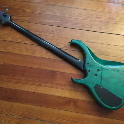 1992 Modulus Quantum 4 Graphite Neck Emerald Green | Reverb