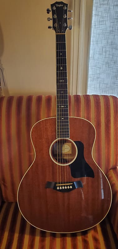 Taylor 526 2013 Mahogany | Reverb