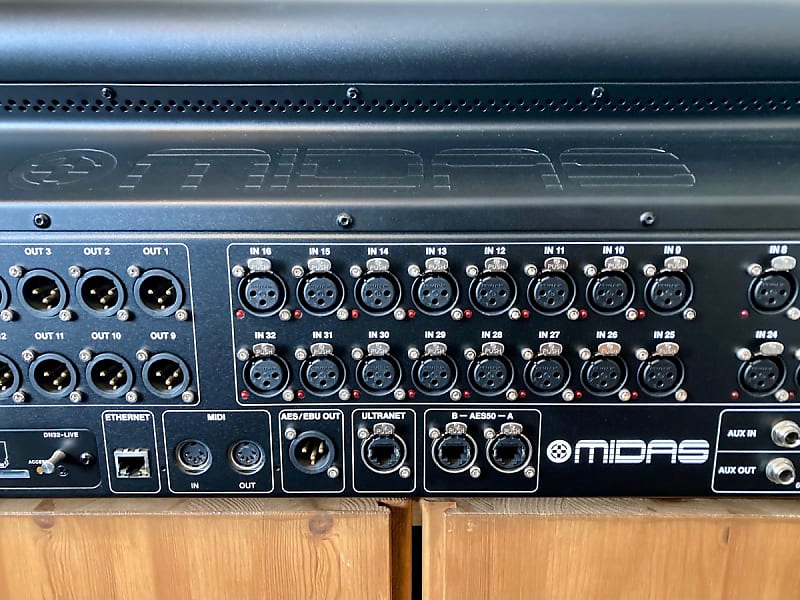 Midas M32 Live Digital Mixer **Mint Condition** - Original | Reverb UK