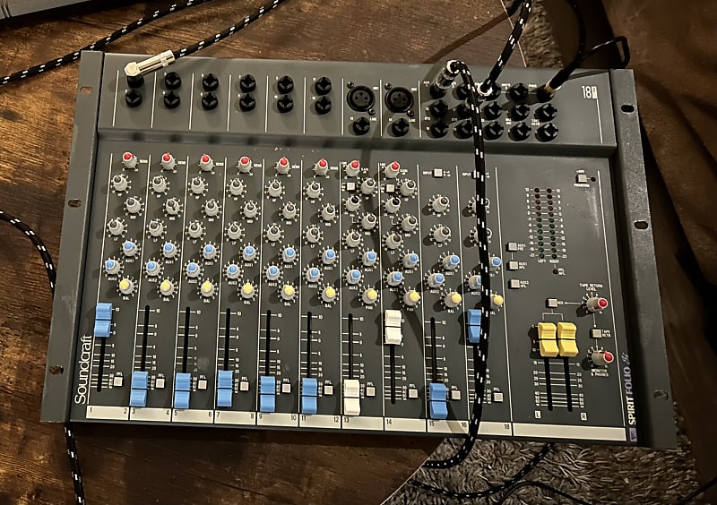 Soundcraft Spirit Folio Si 18:2 with original power supply | Reverb