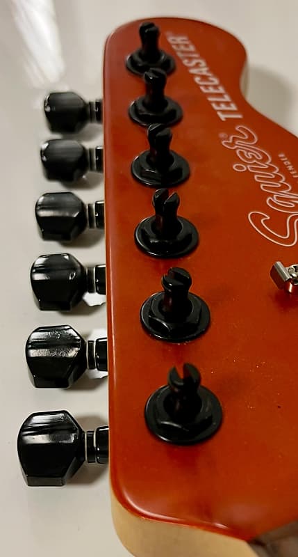 Squier Modern Tuners 6R black 2Pin Split Shaft | Reverb