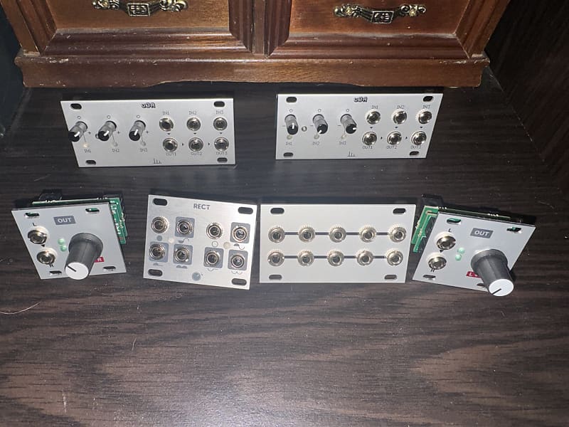Intellijel 1U Bundle of Modules Intellijel | Reverb