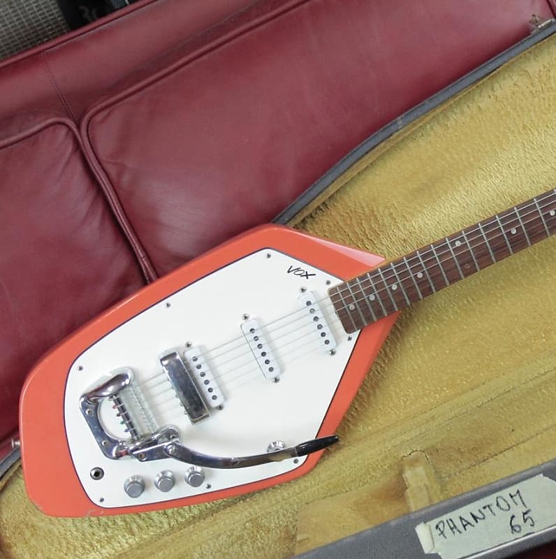 Vox Phantom vintage guitar from 1965 in red with orig. hard | Reverb
