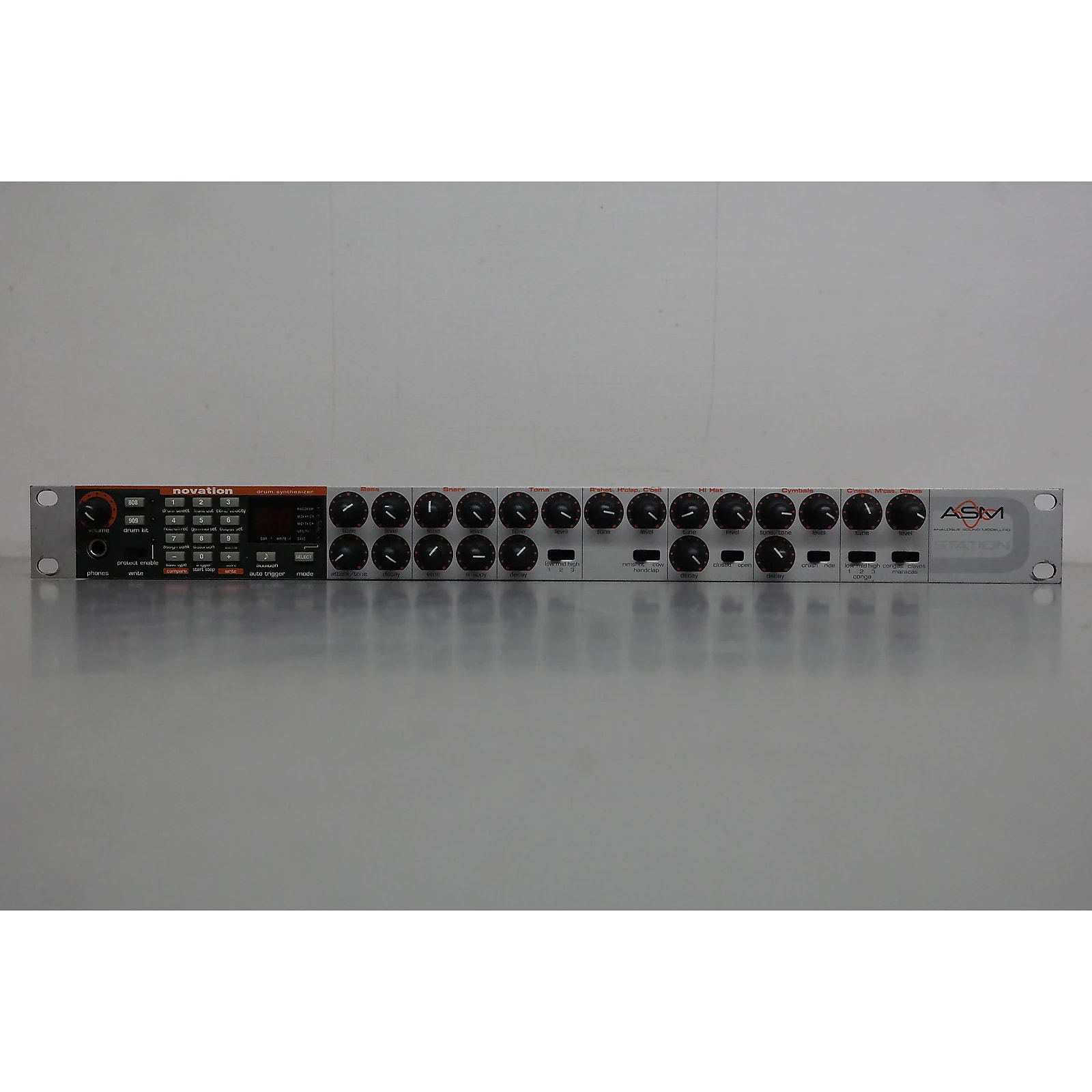 Novation D Station 8-Voice Rackmount Synthesizer | Reverb Australia