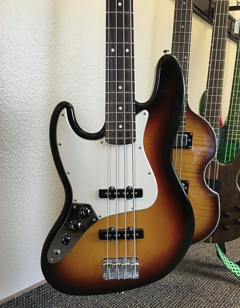 Left-Handed Fender Jazz Bass Standard w/ Gigbag | Reverb