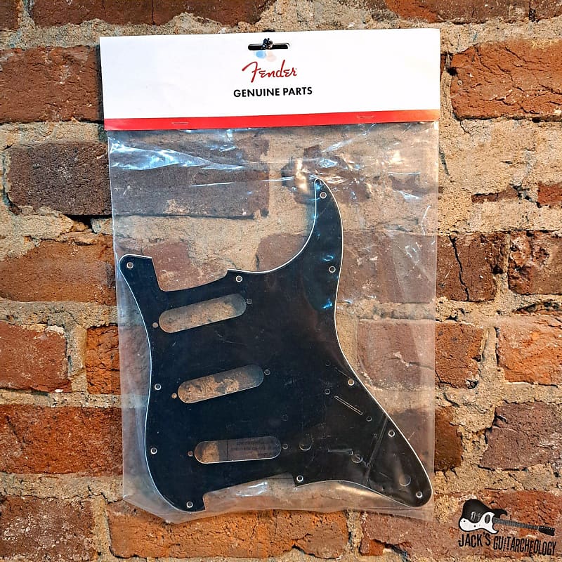 Fender Stratocaster SSS Pickguard (2020s - Black) | Reverb