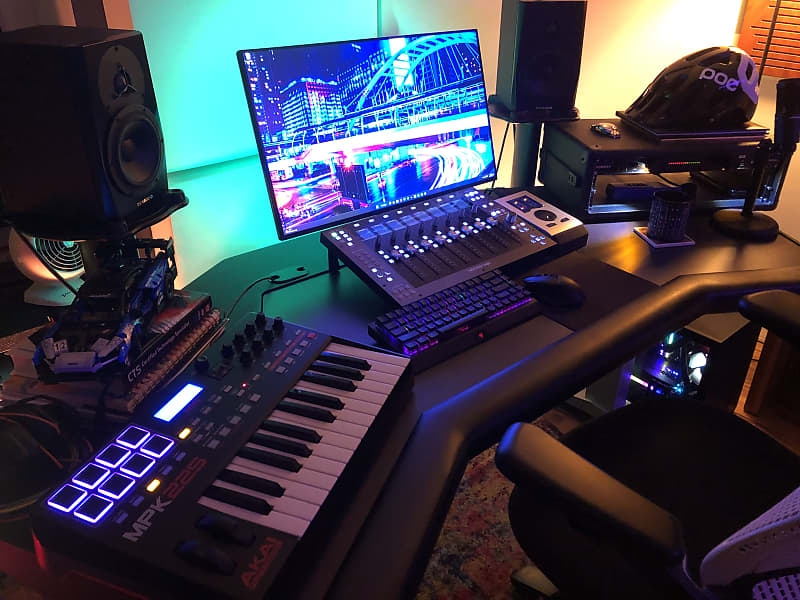 Argosy Console Halo G Studio Workstation Desk | Reverb