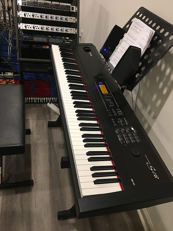 Yamaha S08 Black | Reverb