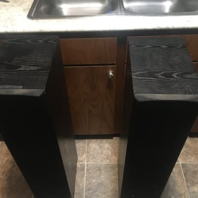 Paradigm Legend V.2 Floor Standing Speakers With Built In | Reverb