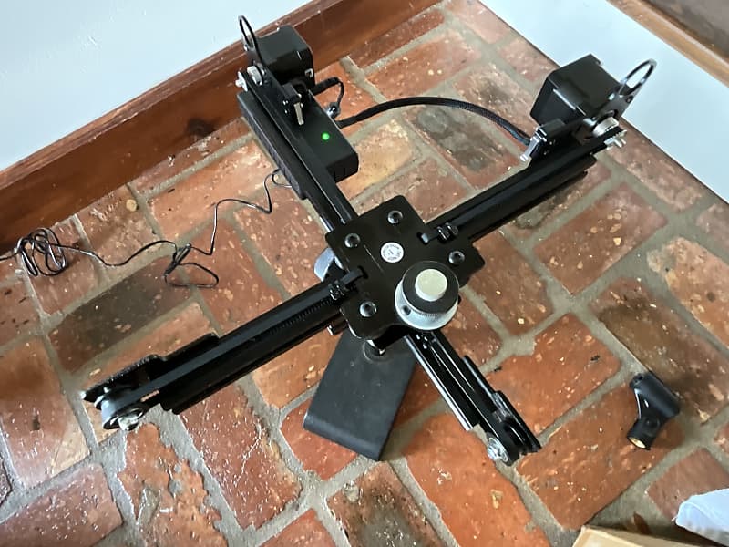 Dynamount X1 Remote control Mic Adjuster | Reverb