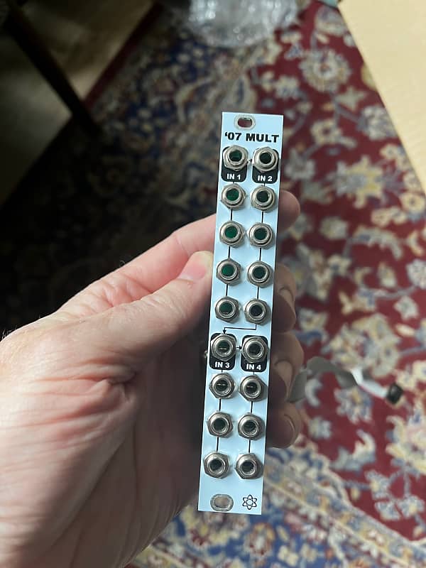 Synthrotek MST '07 Mult - White | Reverb