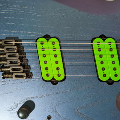 Kiesel A2 (Aries 2) - Multiscale - Green-Purple Color Shift - | Reverb