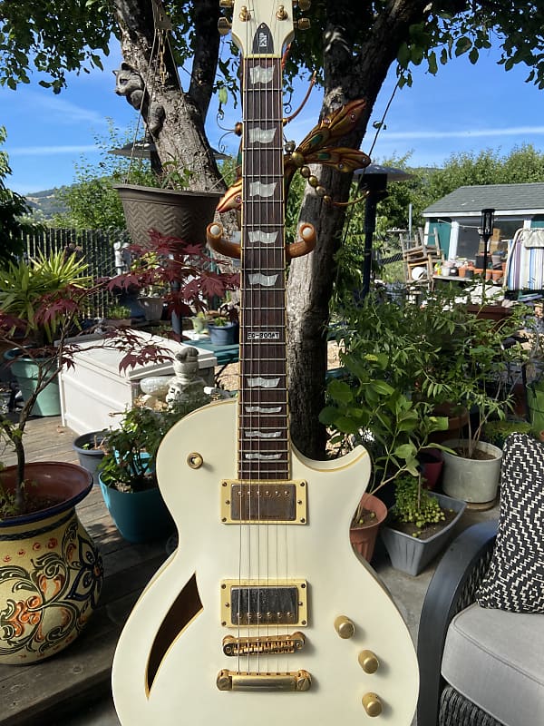 ESP LTD EC-300AT | Reverb