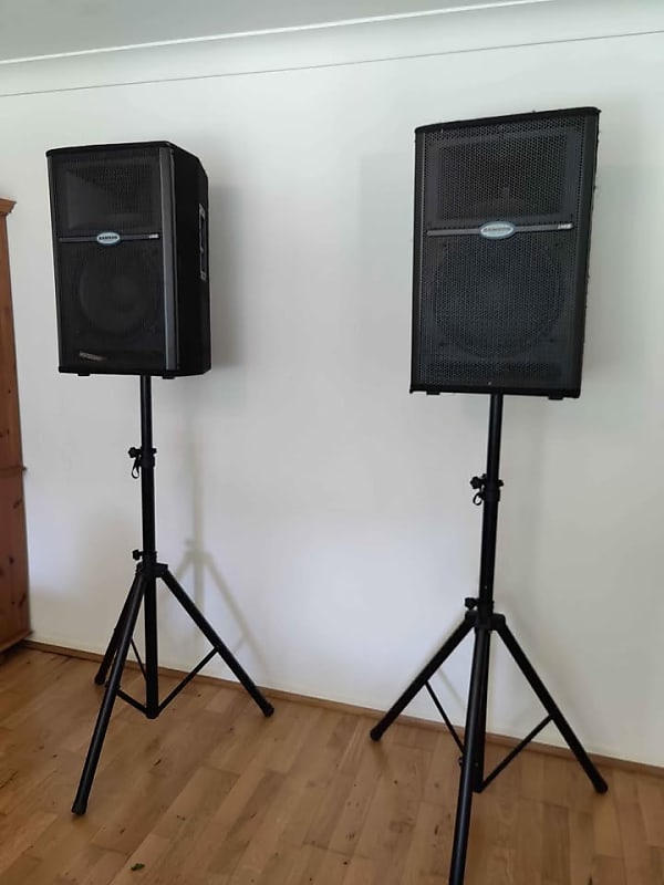 Samson P.A. System + Mixer + Stands + covers | Reverb UK