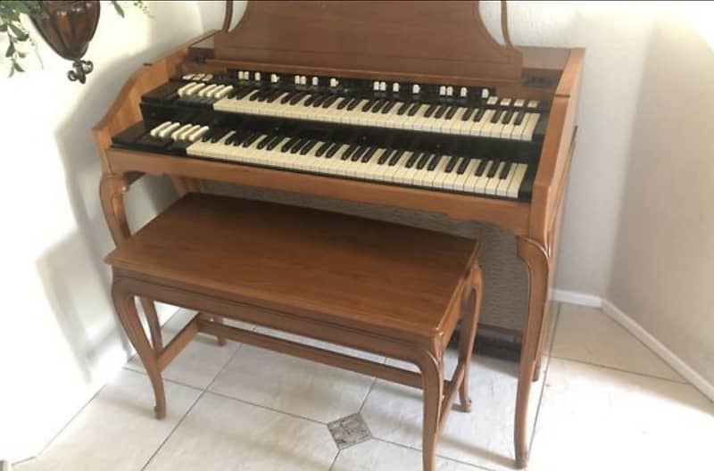Hammond A102 Organ In Amazing Condition - Plays Beautifully - | Reverb