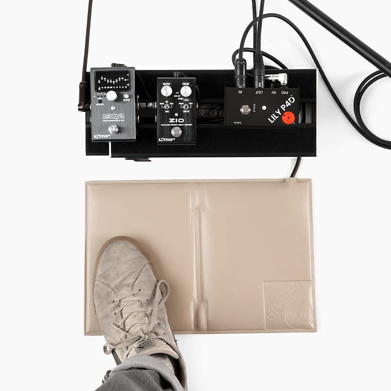 Pressure Pad Activated Mic Ducking - Lily P4D TRAVEL System | Reverb