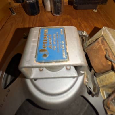 Oahu Alamo Embassy Model 2 Vintage Guitar Tube Combo | Reverb Belgium