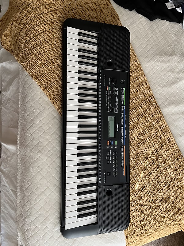 Yamaha Psr e253 | Reverb