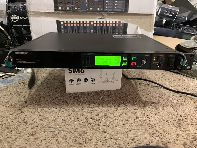 Shure UHF-R UR4S L3 638-698 MHz Wireless Microphone Receiver | Reverb