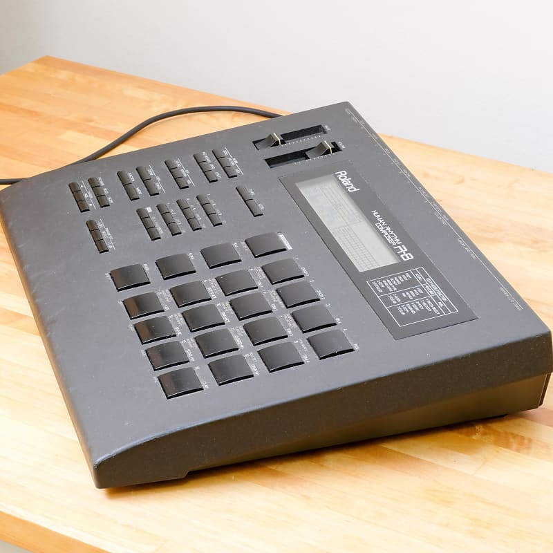 Roland R-8 Human Rhythm Composer drum machine R8 | Reverb