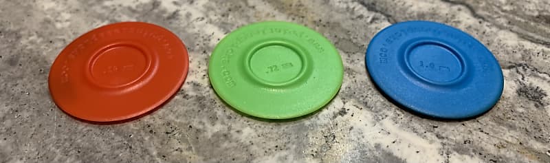 3-2000’s Pointlesspicks round guitar picks | Reverb