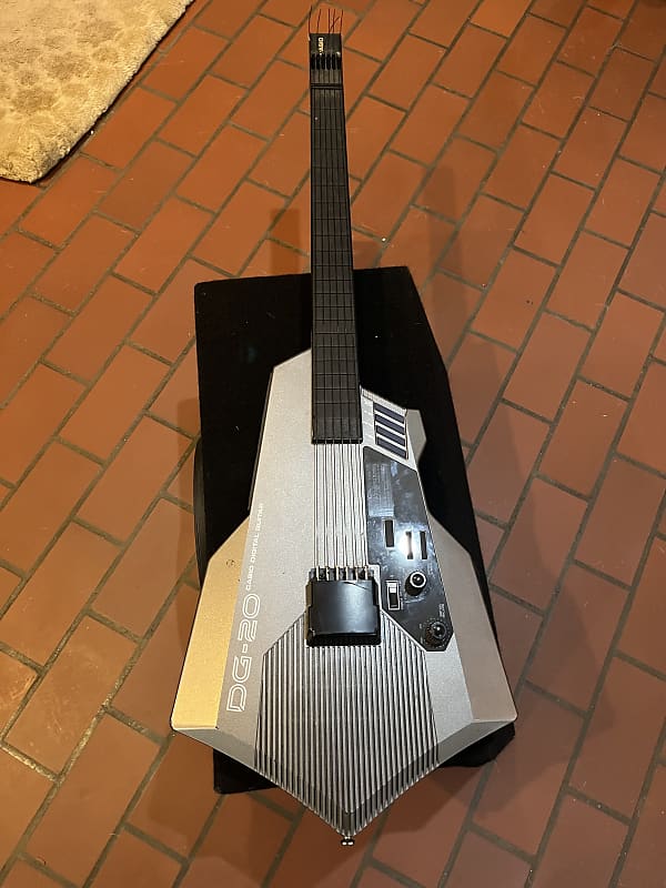 Casio DG-20 Digital Guitar | Reverb