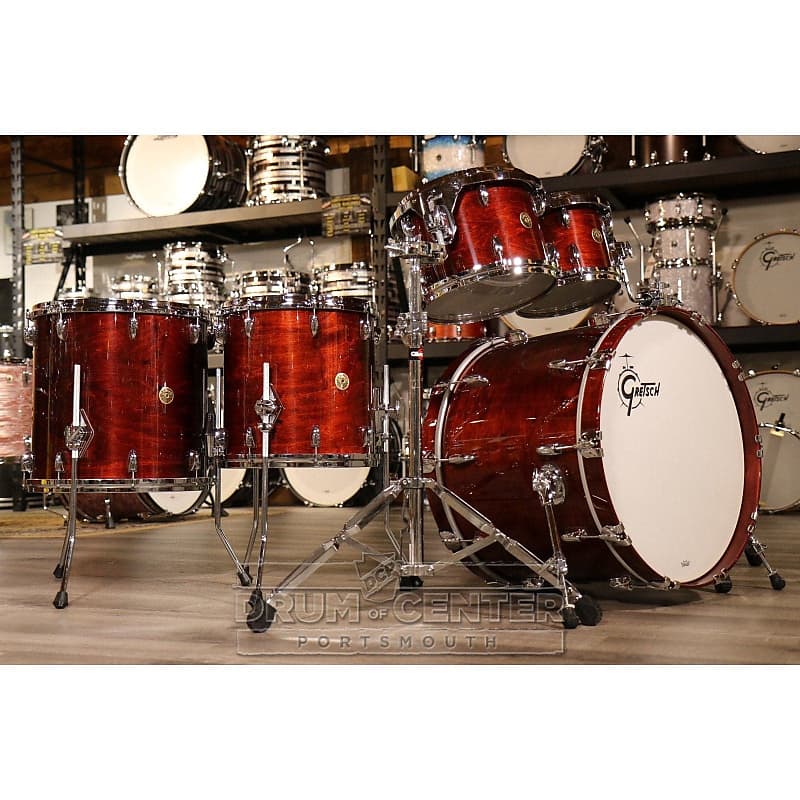 Gretsch USA Custom 5pc Drum Set w/22"BD 70s Walnut Gloss | Reverb