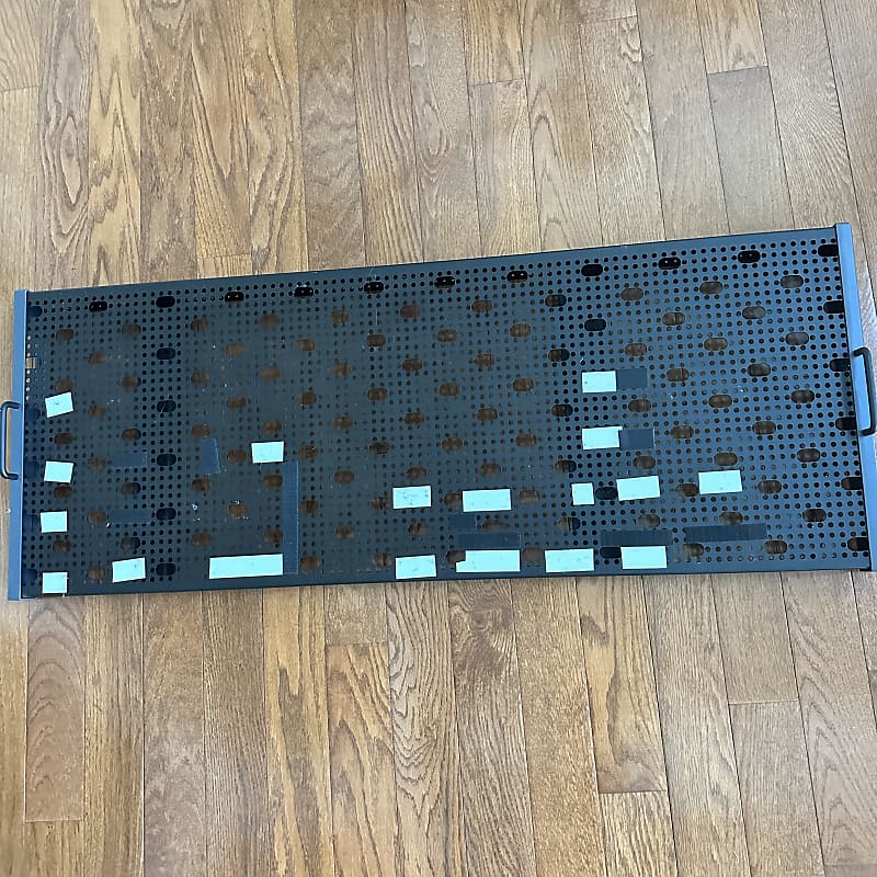 Temple Audio Trio 43 (43.2" x 16.5") Pedalboard Templeboard | Reverb