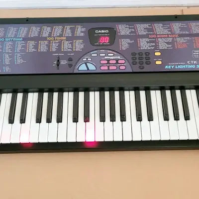 CASIO CTK-560L 61 Key Lighting Lighted Electronic Keyboard | Reverb