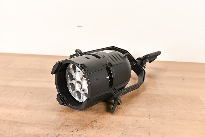 Martin Lighting RUSH PAR 2 RGBW Zoom US LED Par Can (church | Reverb