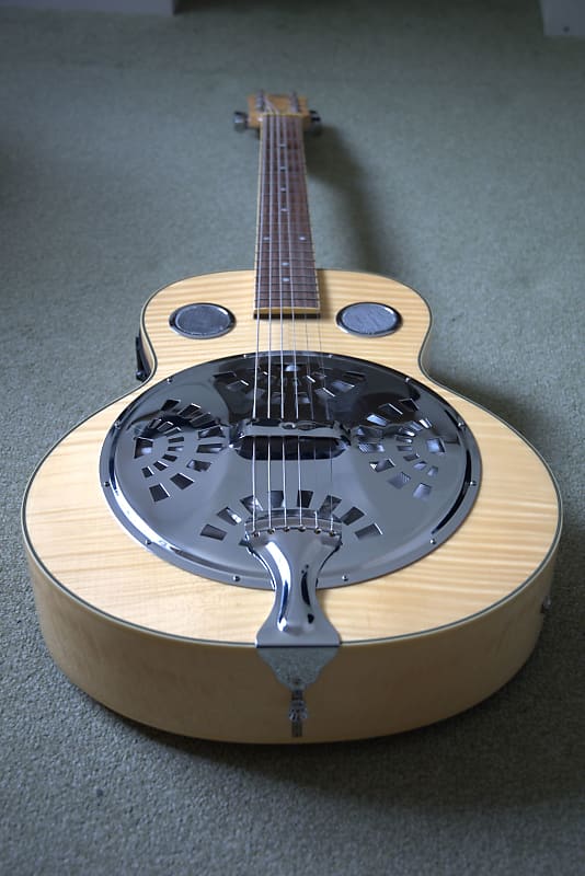 Moondog Howlin 2007-17? - Natural | Reverb