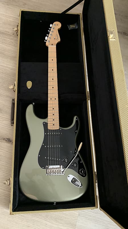 Fender Stratocaster 2012 - Jade Pearl Metallic | Reverb