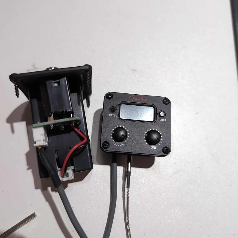 Fender FE-A2 Acoustic Guitar Electronic System Piezo | Reverb Canada