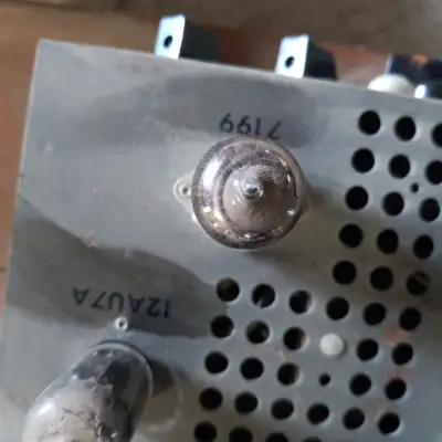 Wurlitzer TUBE Amp VOLUME/BASS/TREBLE CONTROLS 420a. | Reverb