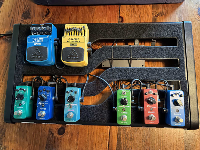 8 pedal multi-effects board Donner/Behringer mint and fully | Reverb