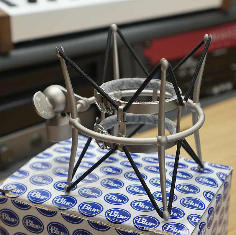 Blue “The Shock” Shock Mount for Kiwi & Mouse Microphones | Reverb