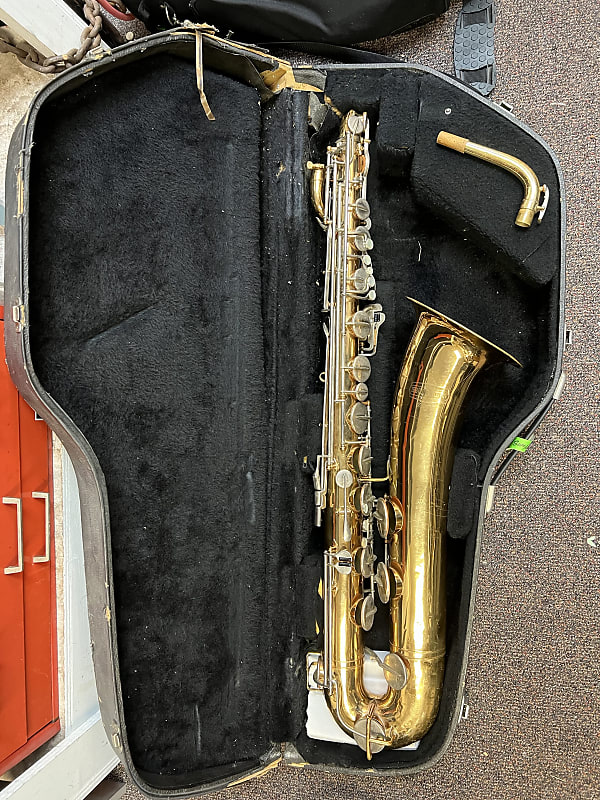 Selmer Bundy Lacquered Brass Low Bb Baritone Saxophone | Reverb
