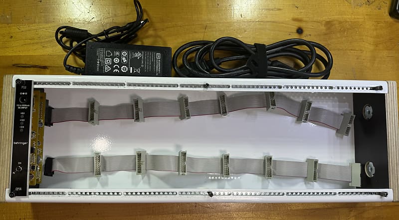 Koma Elektronik Eurorack Case-3U/84HP (White) w/Behringer | Reverb