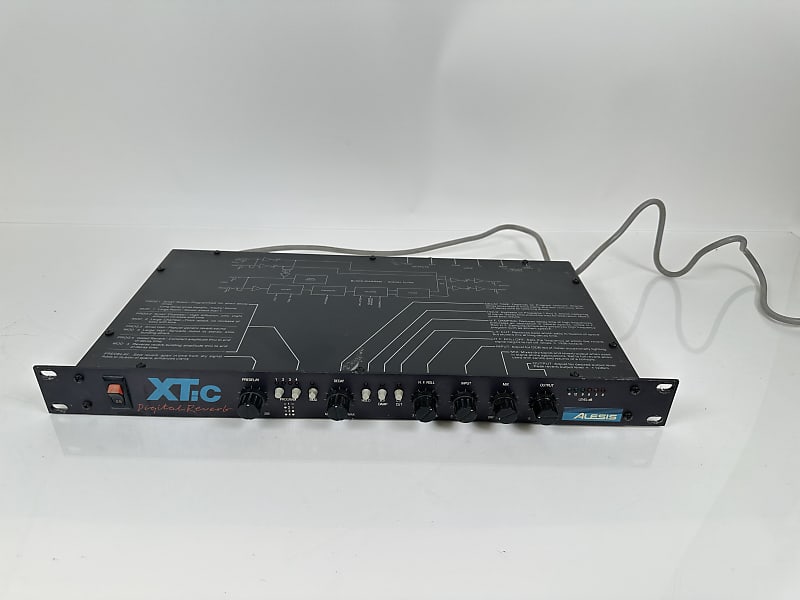 Alesis XT:C Stereo Digital Reverb Pro Audio Rackmount | Reverb Canada