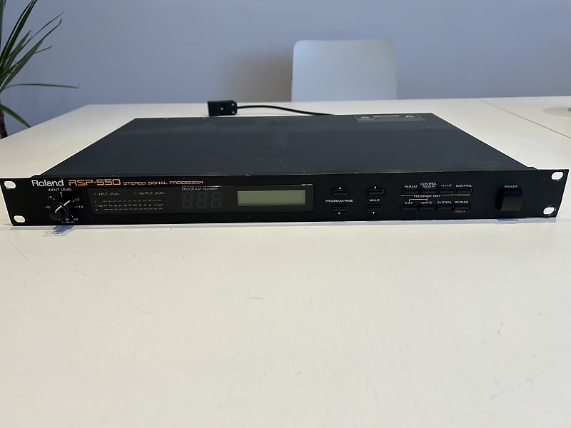 Roland RSP-550 1990+ | Reverb