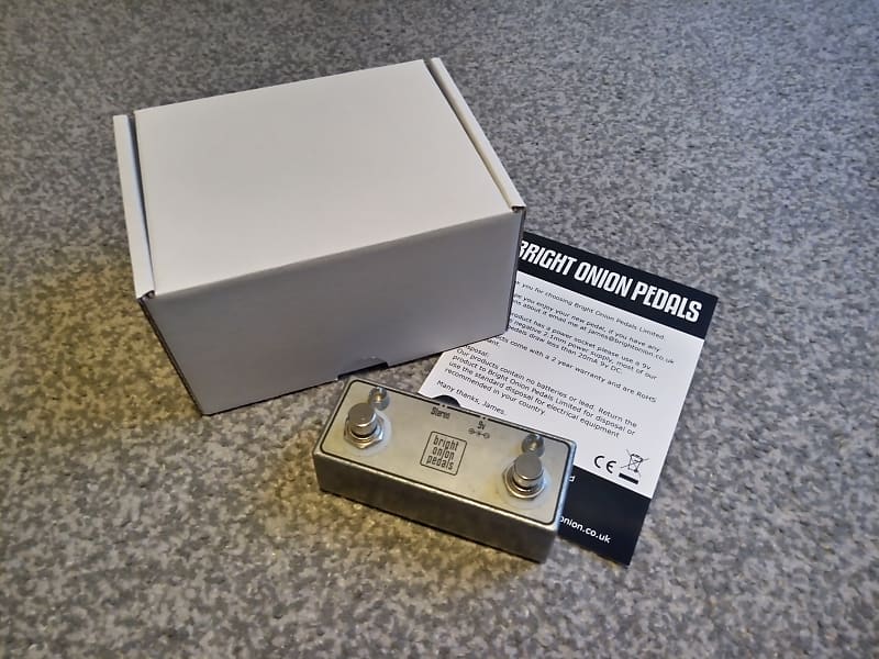 Bright Onion Pedals Mini Dual Latching Footswitch with | Reverb Canada