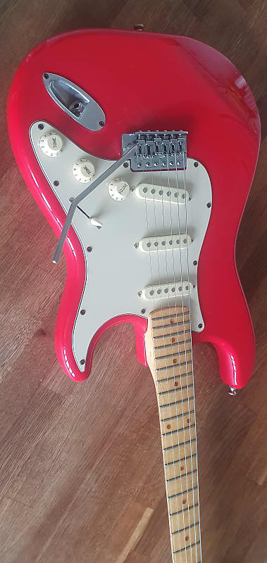 Handbuilt Stratocaster 91 - Red | Reverb