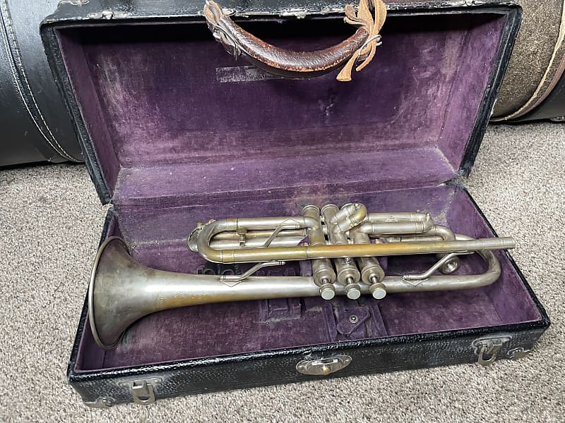 Cavalier Long Cornet (Trumpet) 1950s | Reverb