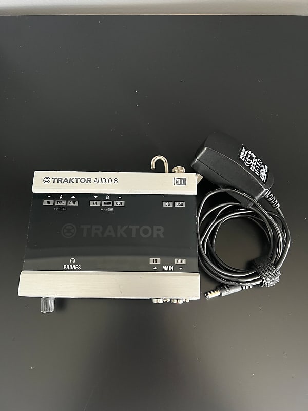 Native Instruments Traktor Audio 6 | Reverb