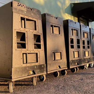 Martin Audio W8L Longbow Large Scale, Three-Way Line Array | Reverb