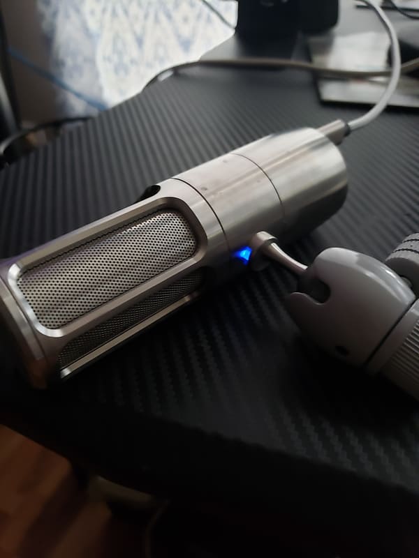 Earthworks ICON Studio-Quality USB Streaming Microphone ICON | Reverb